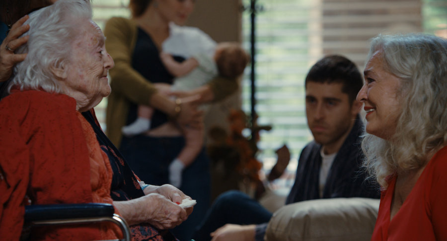 Movie Review – Krisha – PopCult Reviews